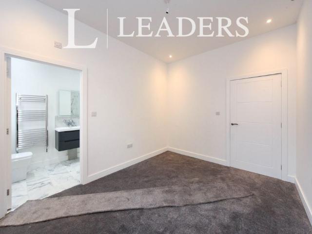 2 bedroom apartment to rent West Street, Dunstable, LU6