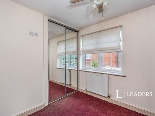 2 bedroom apartment to rent Weston Lane, Southampton, SO19