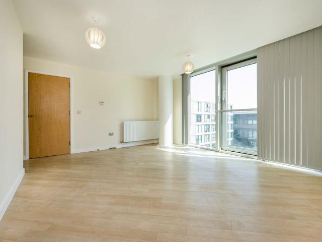 2 bedroom apartment to rent Witan Gate, Milton Keynes, Buckinghamshire, MK9
