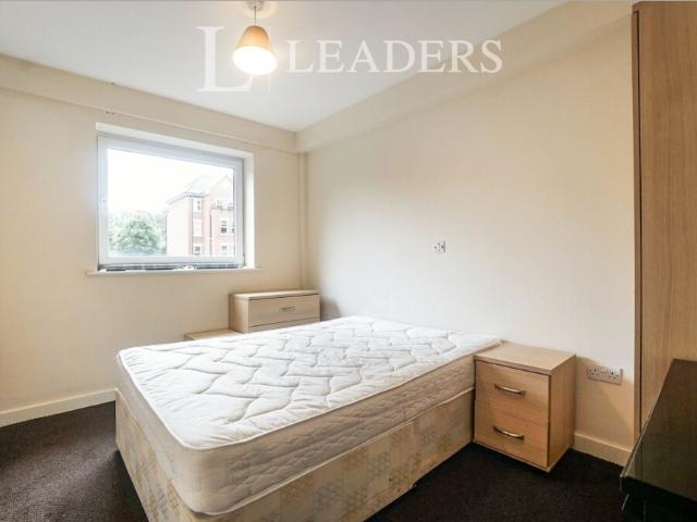 2 bedroom apartment to rent Wilbraham Road, Fallowfield, Manchester, M14