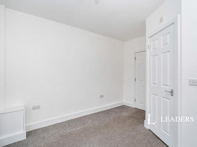 2 bedroom apartment to rent Winchester Road, Southampton, SO16