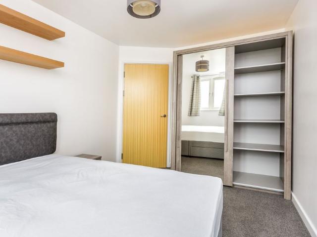 2 bedroom apartment to rent The Roundhouse, Gunwharf Quays, Portsmouth, PO1