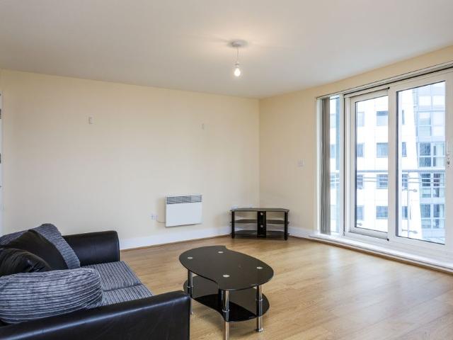 2 bedroom apartment to rent The Roundhouse, Gunwharf Quays, Portsmouth, PO1