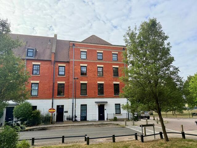 2 Bedroom Apartment Upton Northamptonshire LS101100187