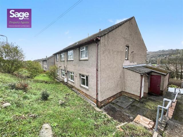 2 Bedroom Apartment Wye Kent 100132319