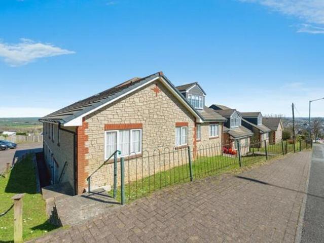 2 Bedroom Apartment Wadebridge Cornwall LS101777649