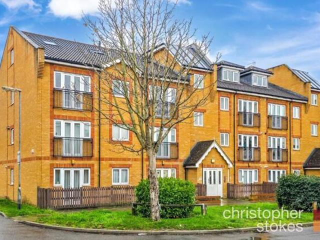 2 Bedroom Apartment Waltham Cross Hertfordshire LS100502909