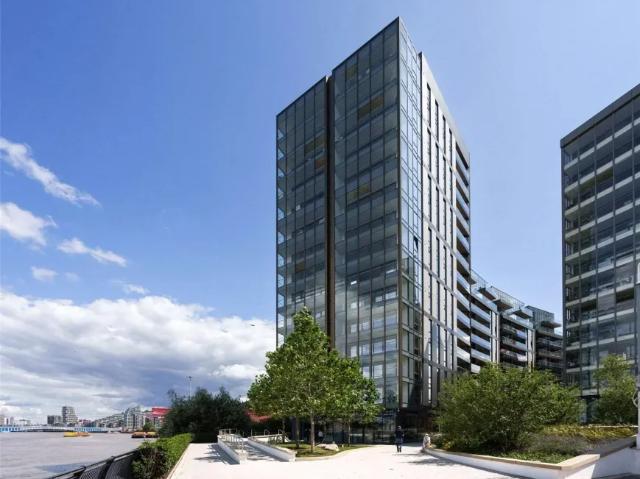 2 Bedroom Apartment Wandsworth London 102596488