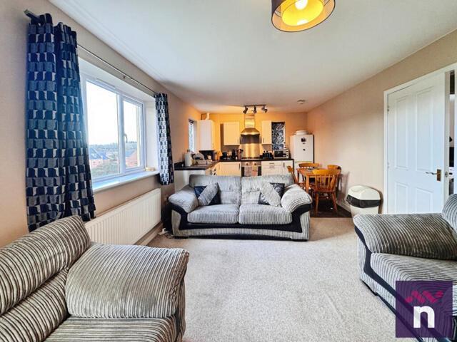 2 Bedroom Apartment Warminster Wiltshire LS99951883