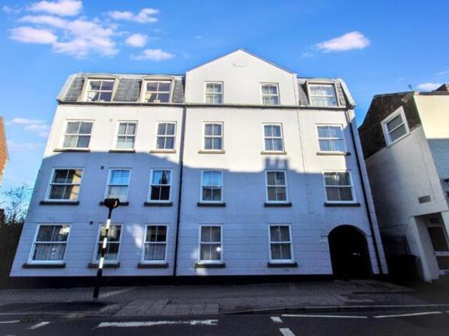 2 Bedroom Apartment Warminster Wiltshire 100733890