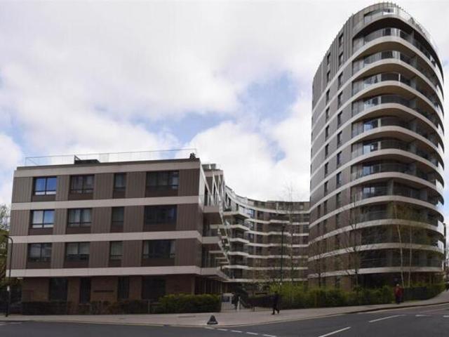 2 Bedroom Apartment Wembley Great London 101351851