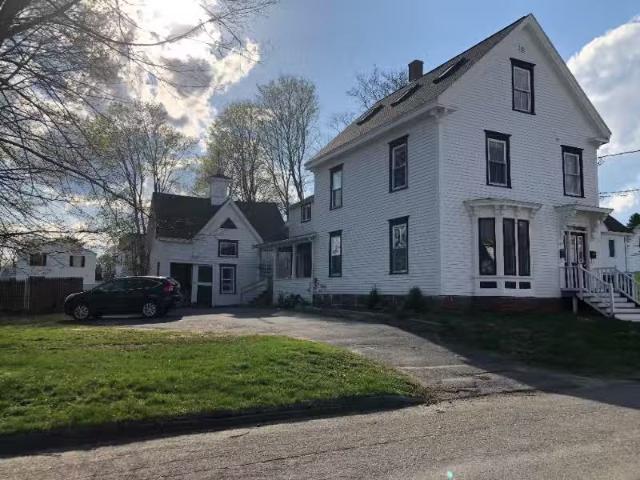 2 Bedroom apartment Westbrook 42 Garfield St #2