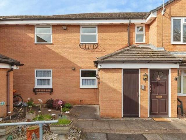 2 Bedroom Apartment Whetstone Whetstone 101231583