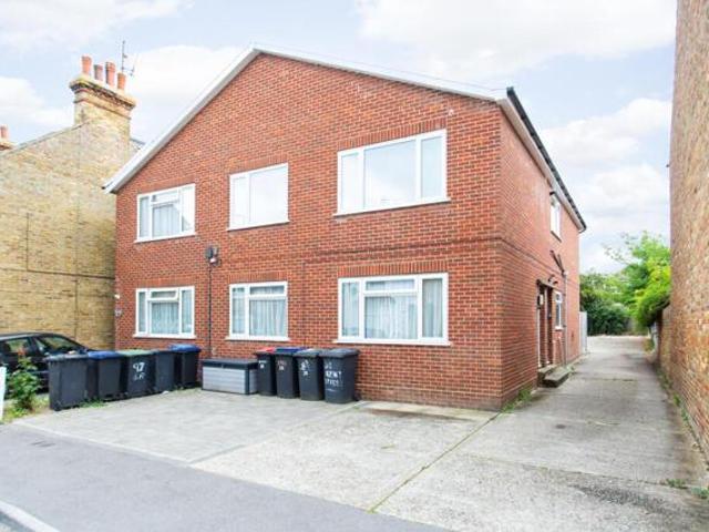 2 Bedroom Apartment Whitstable Kent LS100316937