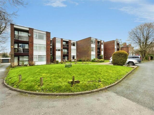 2 Bedroom Apartment Wilmslow Cheshire East 100824956