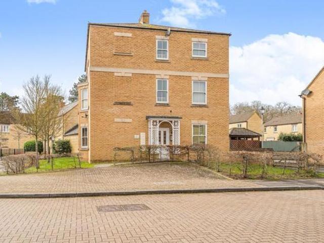 2 Bedroom Apartment Witney Oxfordshire LS100317005