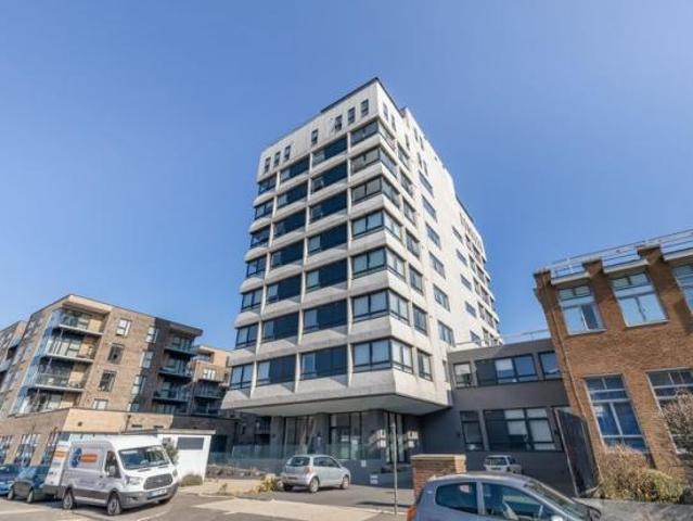 2 Bedroom Apartment Worthing West Sussex LS100366184