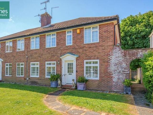 2 Bedroom Apartment Worthing West Sussex 100503382