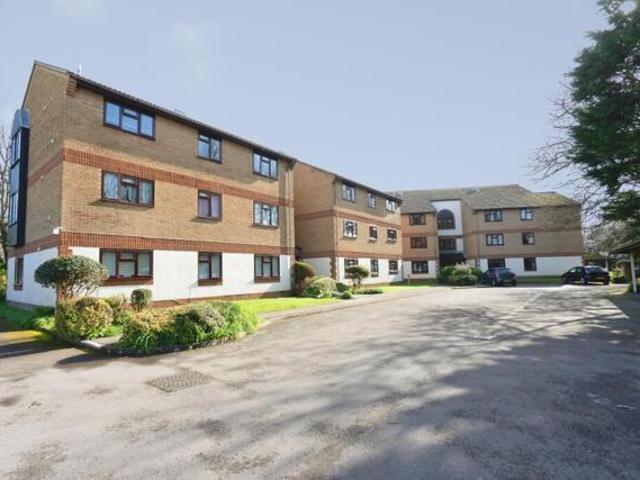 2 Bedroom Apartment Worthing West Sussex 101119347