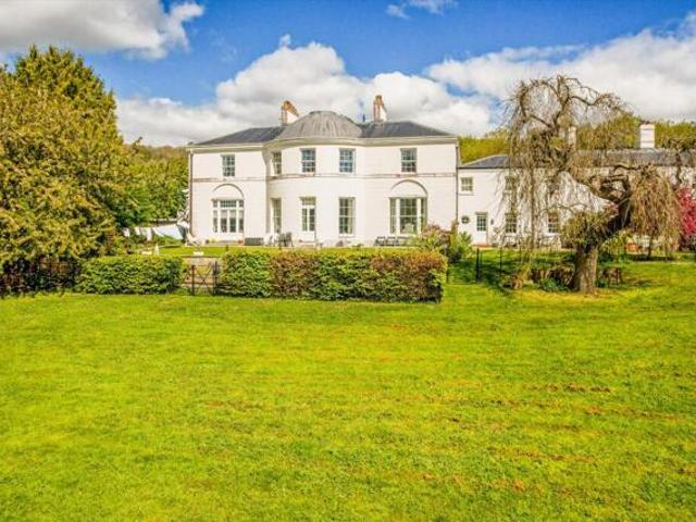 2 Bedroom Apartment Wrotham Kent LS101955389