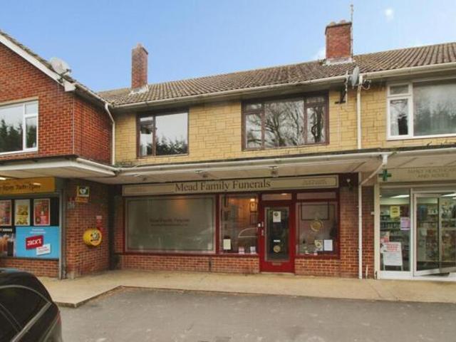 2 Bedroom Apartment Wroughton Wiltshire 103485635