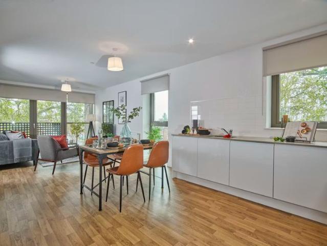 2 bedroom apartment