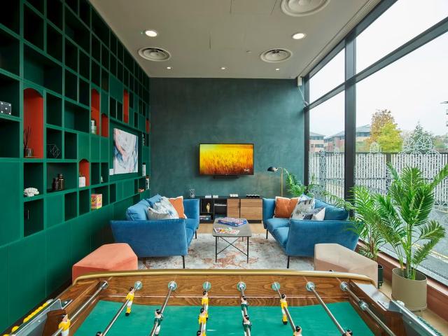 2 bedroom apartment