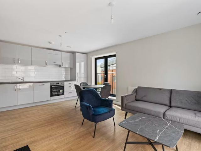 2 bedroom apartment