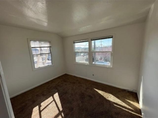 2 bedroom apartment 1 bathroom