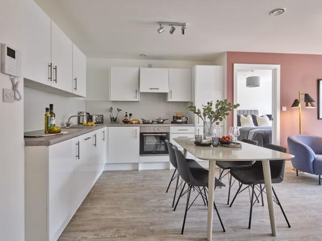 2 bedroom apartment