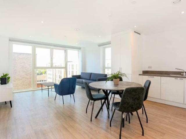 2 bedroom apartment