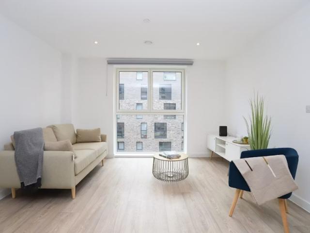 2 bedroom apartment