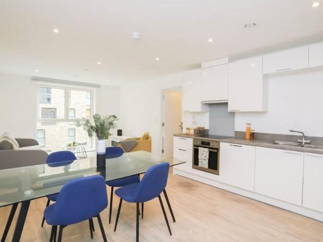 2 bedroom apartment