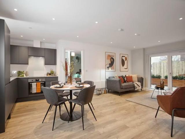 2 bedroom apartment