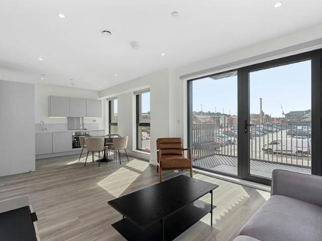 2 bedroom apartment