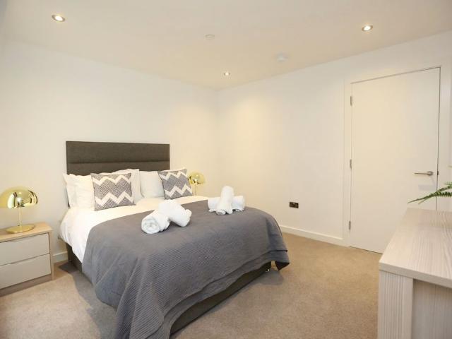 2 bedroom apartment