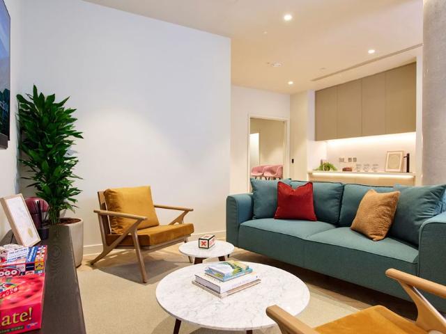2 bedroom apartment