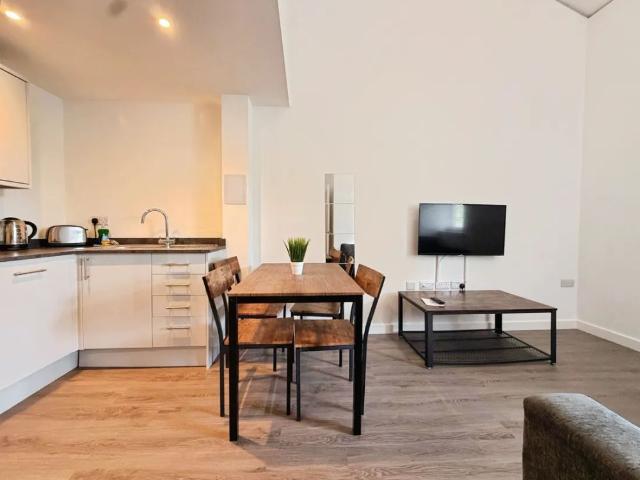 2 bedroom apartment