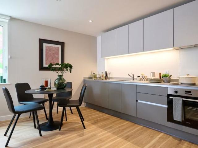 2 bedroom apartment