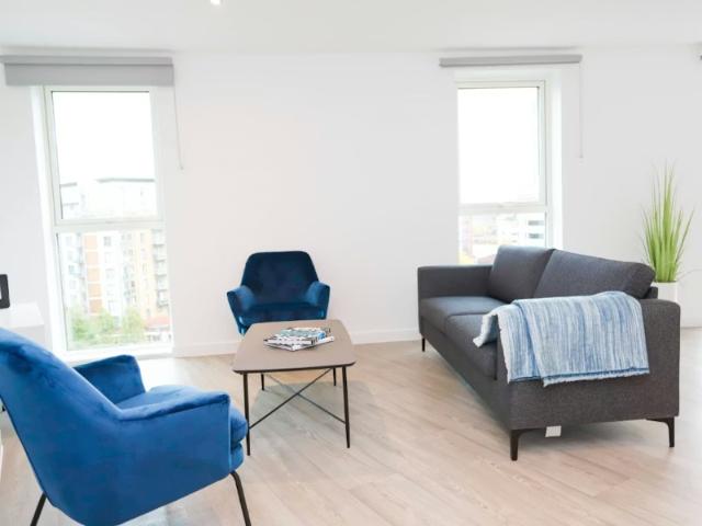 2 bedroom apartment