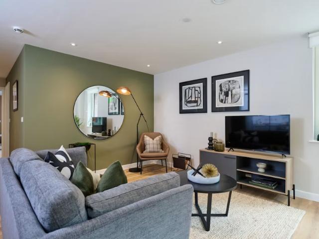 2 bedroom apartment