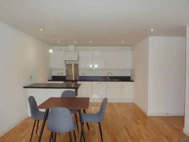 2 bedroom apartment