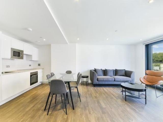 2 bedroom apartment