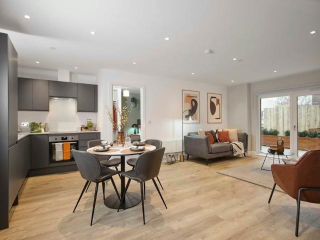 2 bedroom apartment