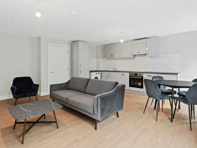 2 bedroom apartment