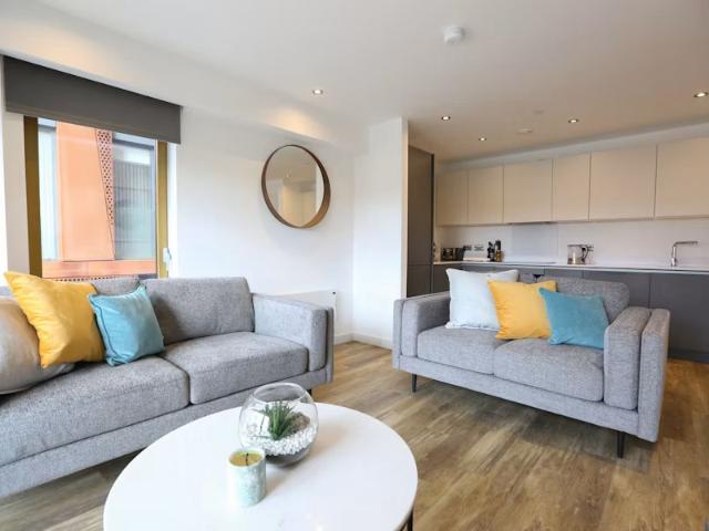 2 bedroom apartment