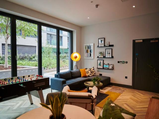 2 bedroom apartment