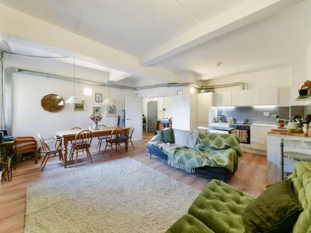 2 bedroom apartment