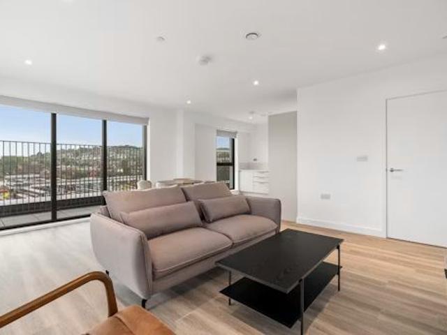 2 bedroom apartment