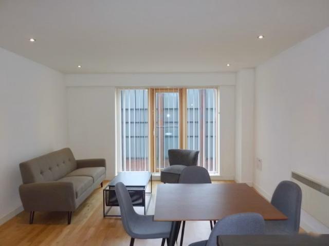 2 bedroom apartment